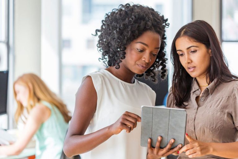 What Is a Minimum Interest Charge on a Credit Card?