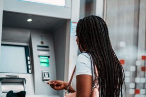 Are Banks Open Today? Bank Hours & Holiday Closures